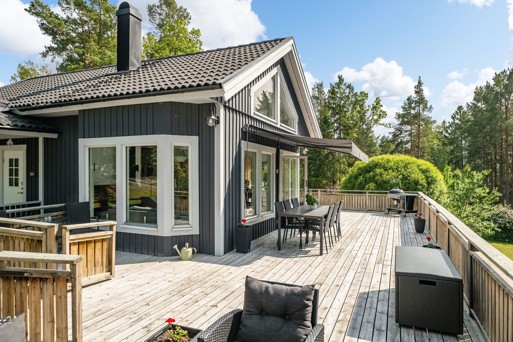 Oxövägen 1, Ängsvik, Värmdö - Fritidshus | Boneo